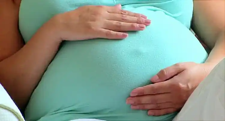 Video on Tips to Safely Manage Psoriasis While Pregnant