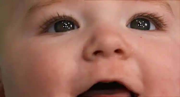 Video Timeline of How Your Baby's Vision Develops