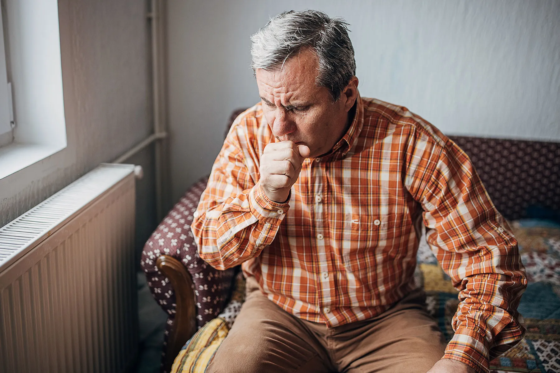 Chronic Bronchitis: Symptoms, Causes, Diagnosis, Treatment