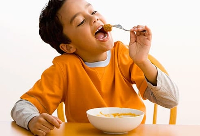 Tips to Get Your Kid With ADHD to Eat