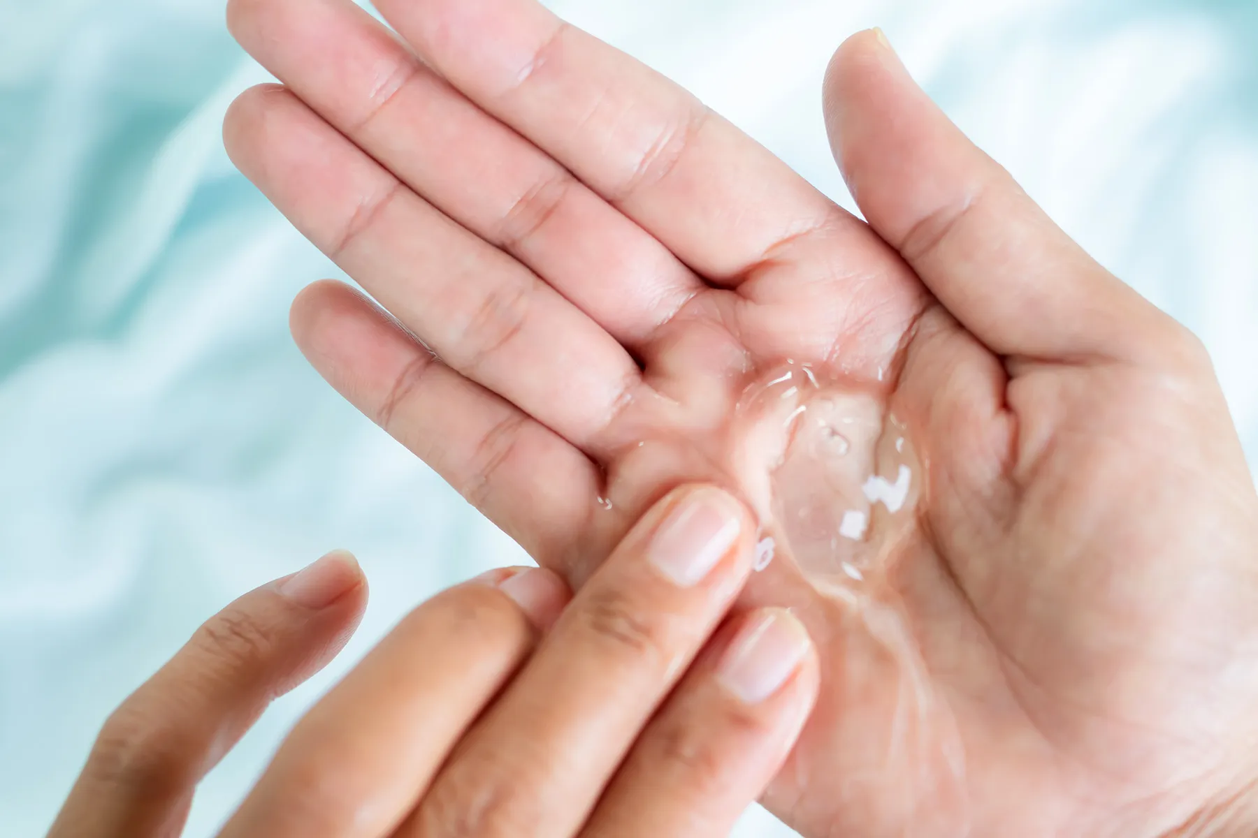 Best and Worst Cosmetics Ingredients for Eczema: 6 to Love, 4 to Leave