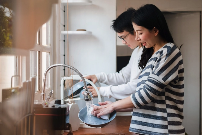 Housework Calorie Burn: Clean Up, Slim Down