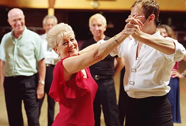 12 Habits of Super-Healthy People